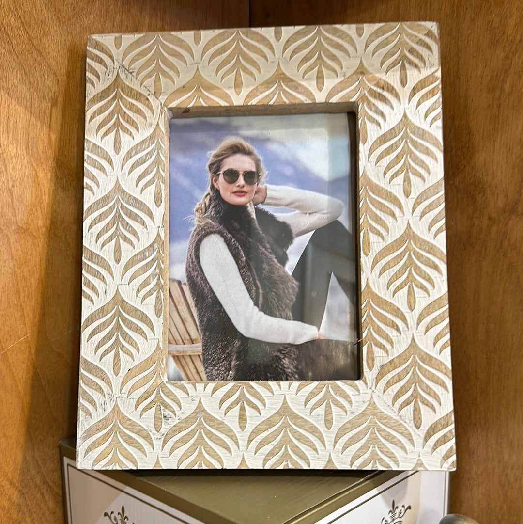 Natural Leaf Frame – Claire & Schuster