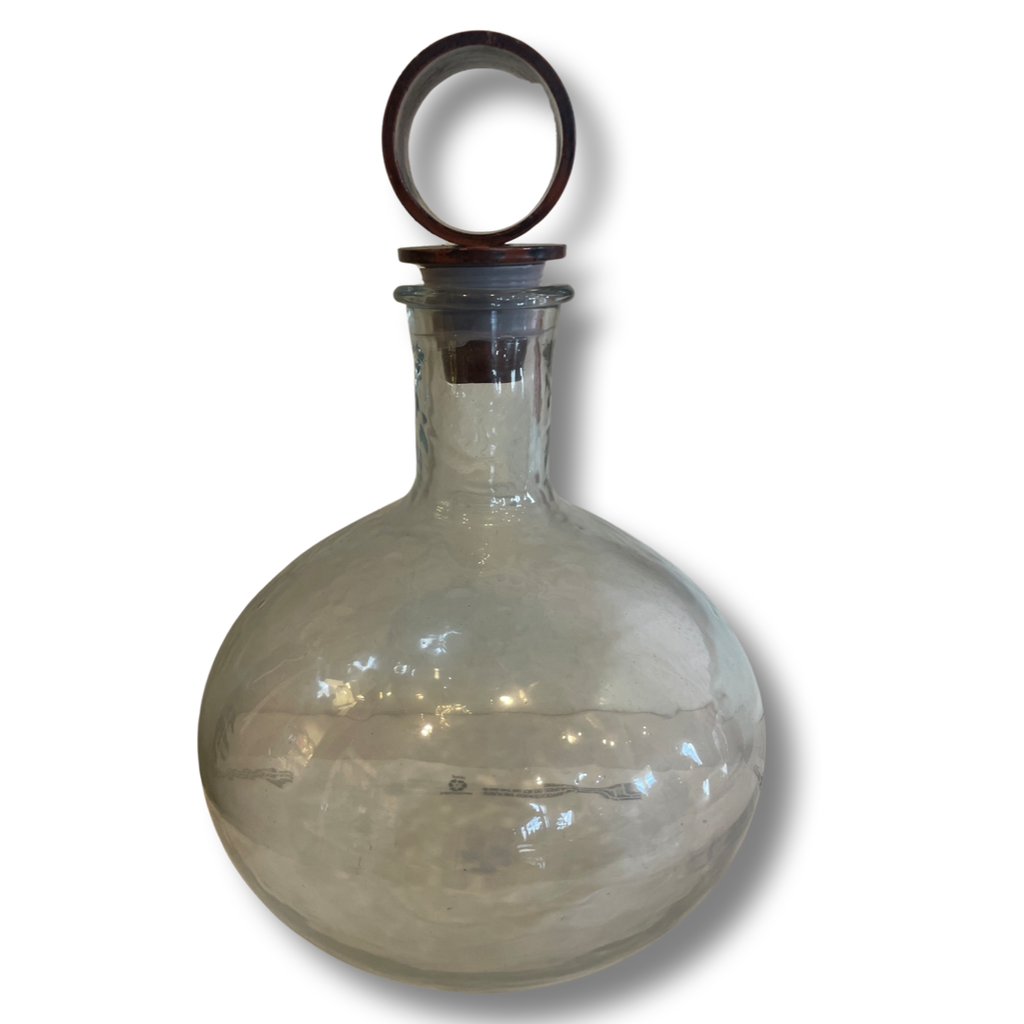 Glass Decanter – Claire & Schuster